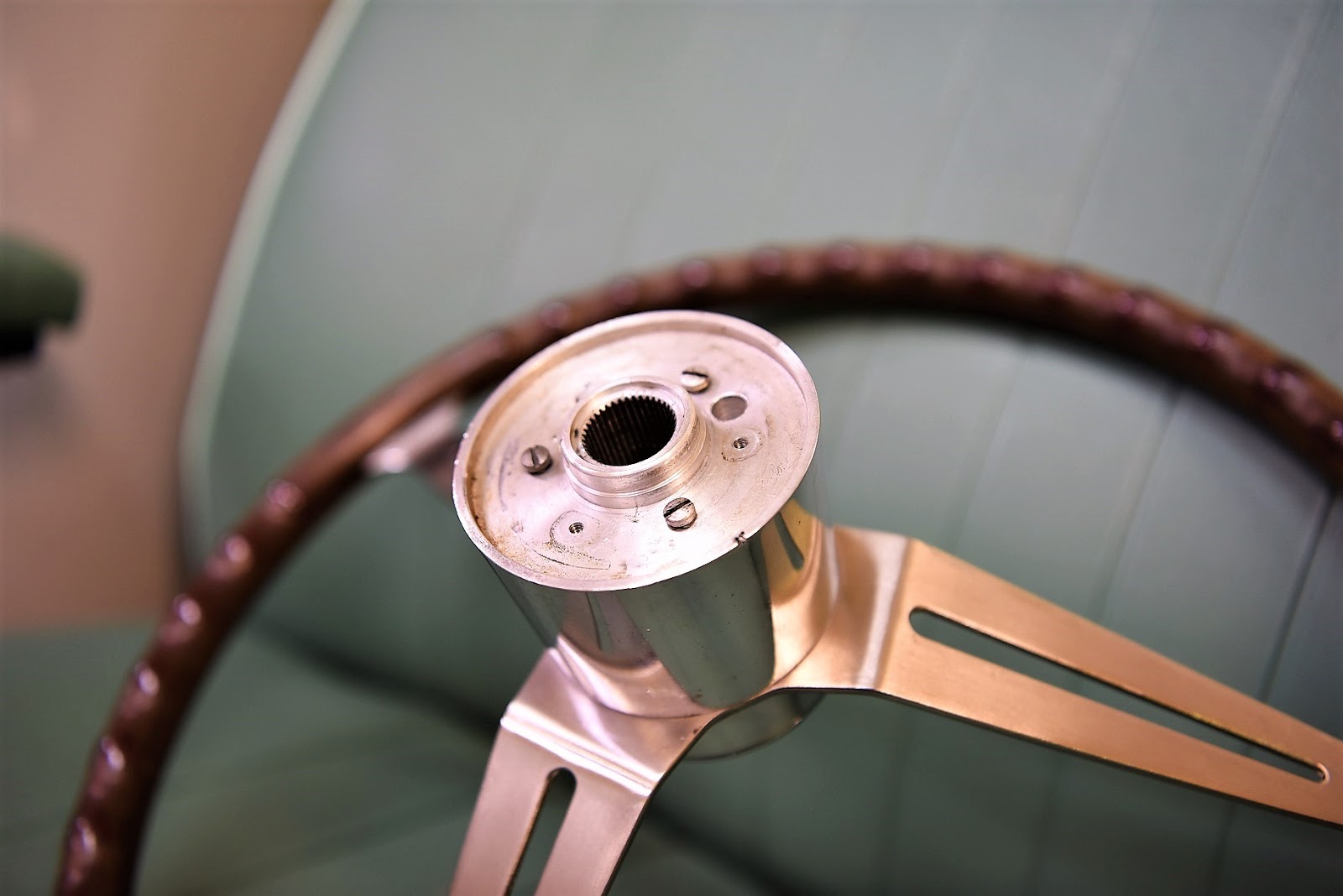 GARAGE VINTAGE Shop Blog: YANASE / GT Steering Wheel