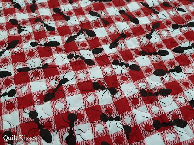 Quilt Kisses: Ant Picnic: A Fast Finish