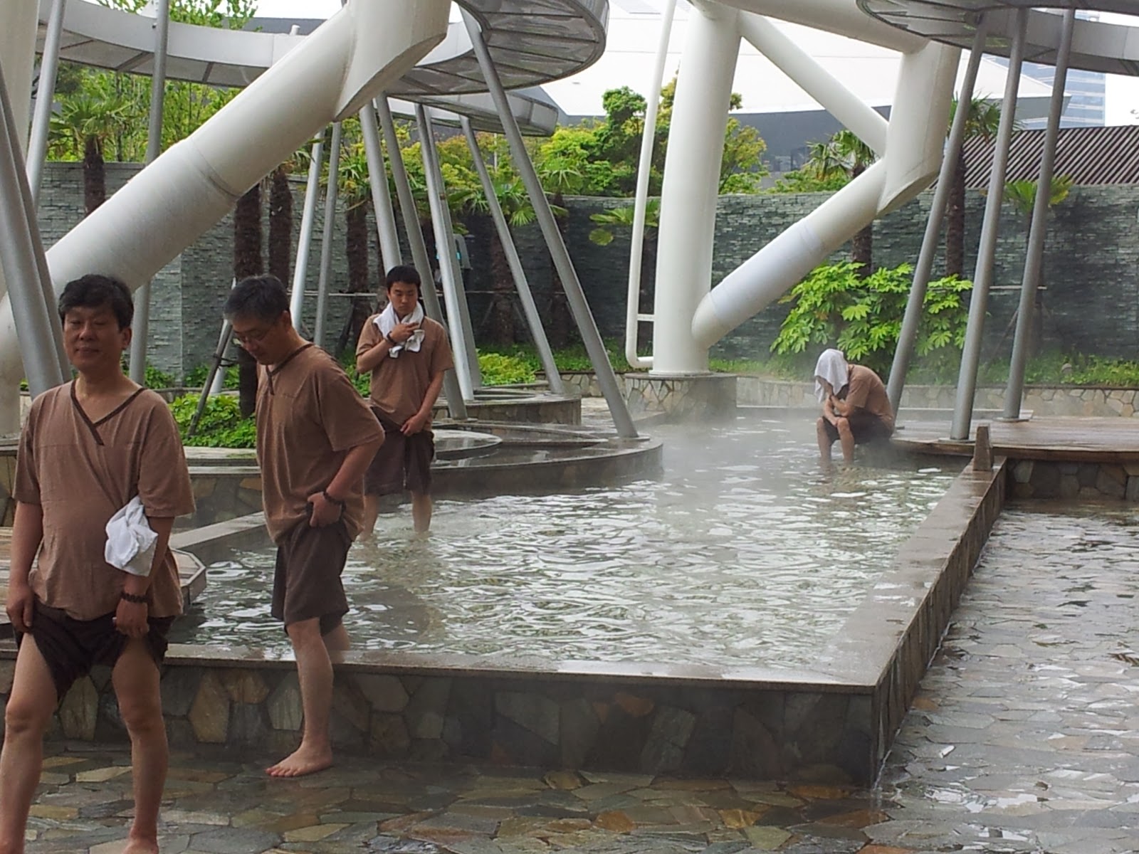 Pilgrim with a Passport: Spa Land - Korea's Best Jjimjilbang?