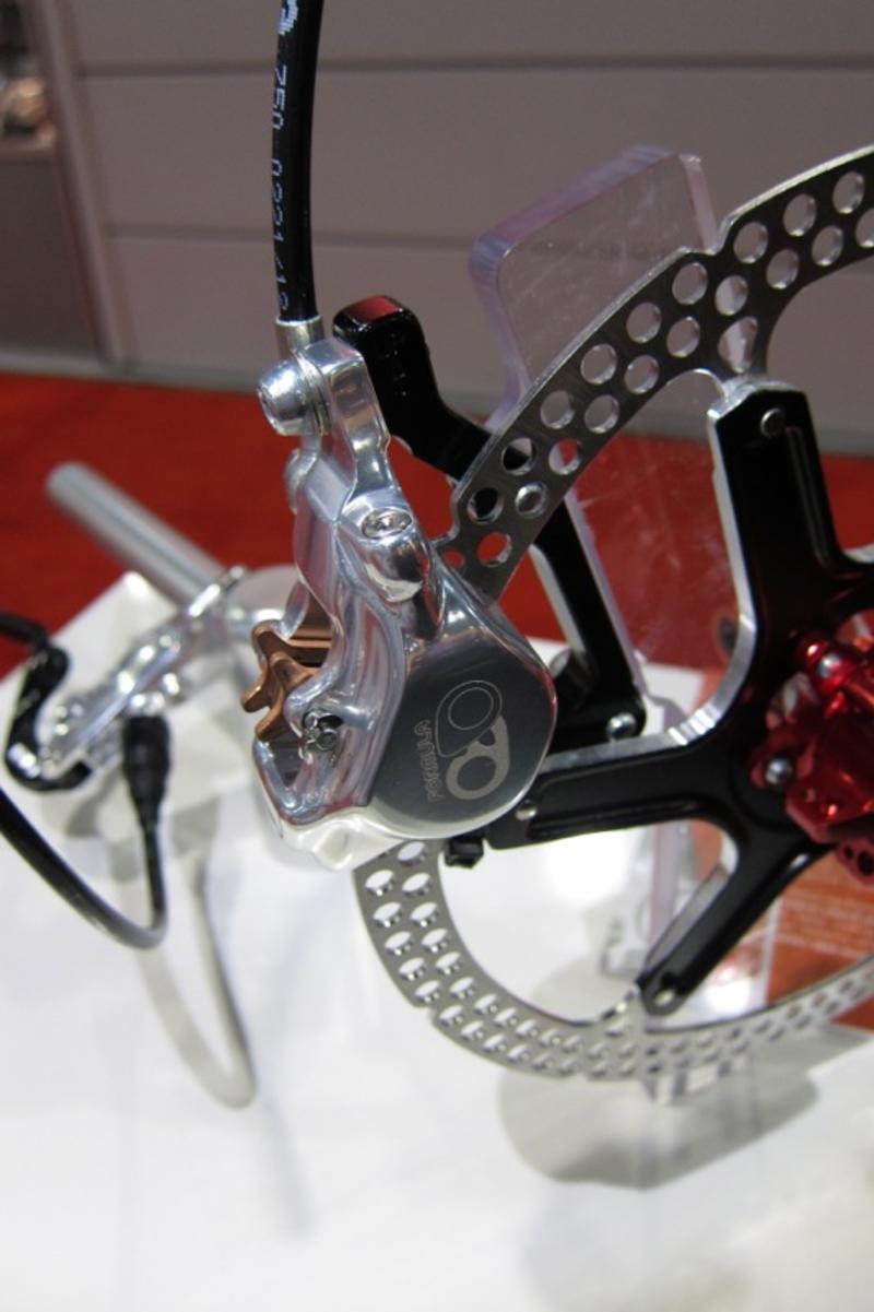 Interbike: Nuevos frenos Formula R0 y R1 Racing ~ Ultimate Bikes Magazine