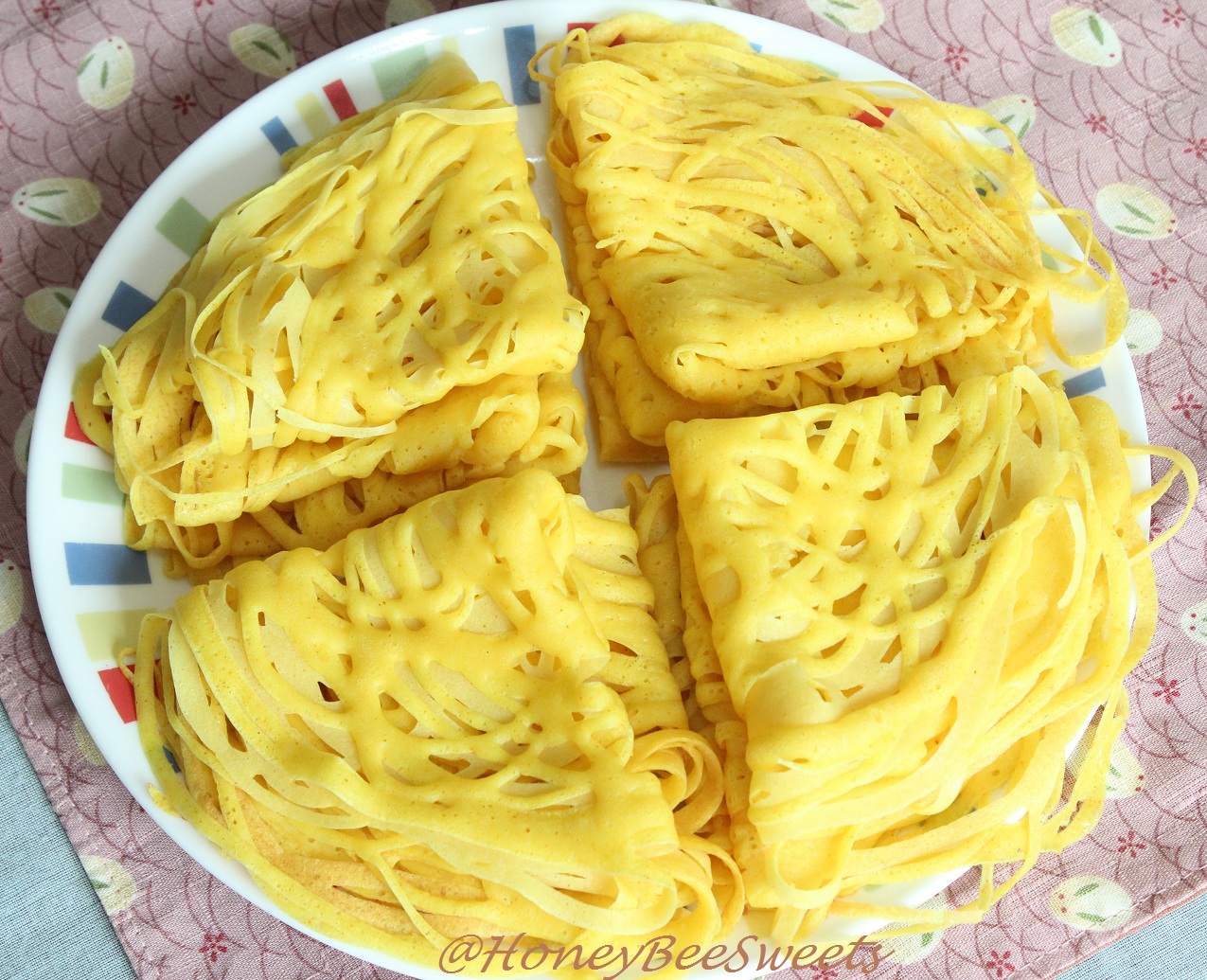 Honey Bee Sweets: Roti Jala, MFF featuring Johor
