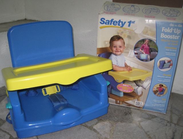 JuaiMurah: Safety First Fold Up Booster Seat
