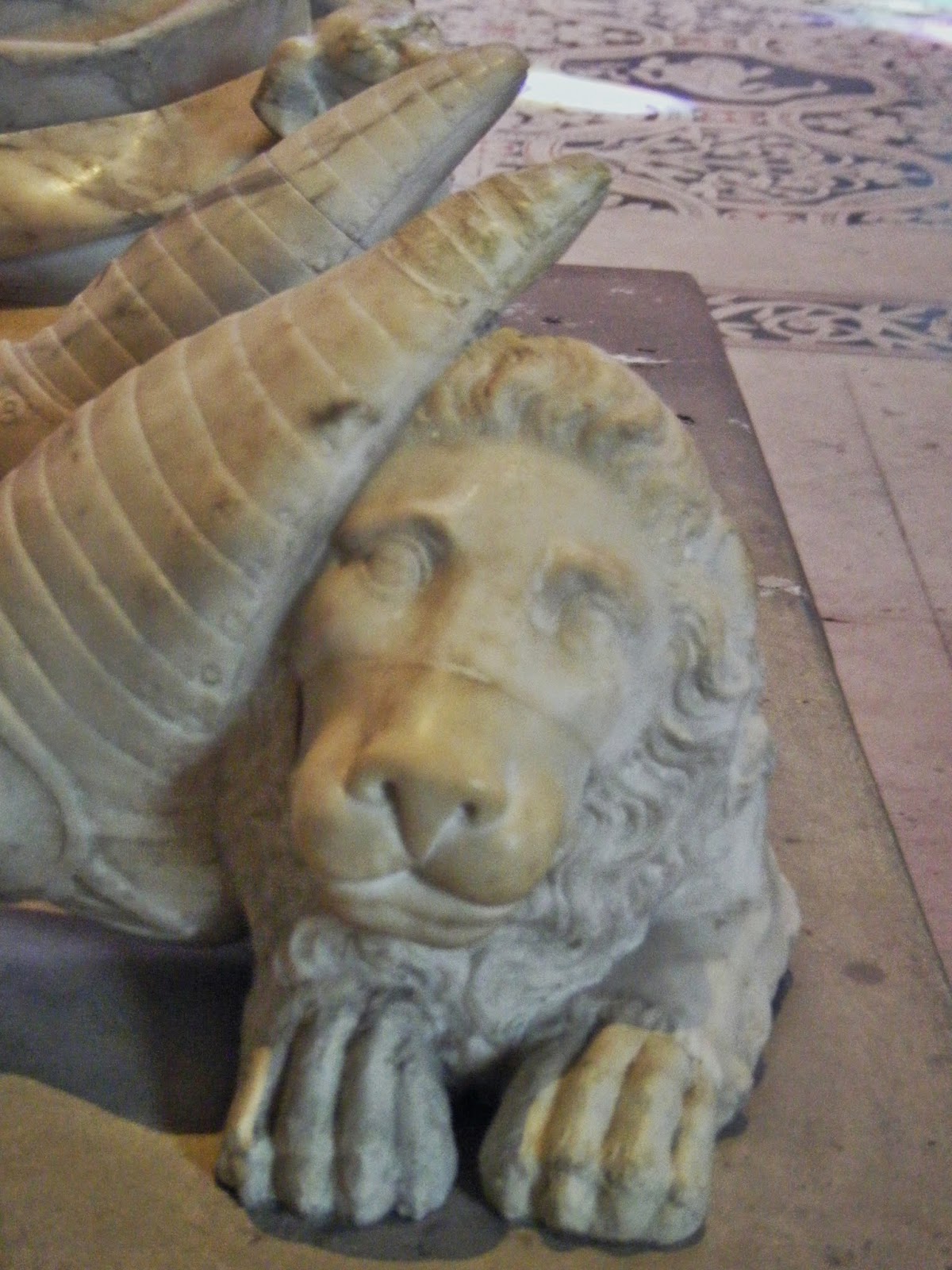 Beach-Combing Magpie: Medieval Bestial Footrests...