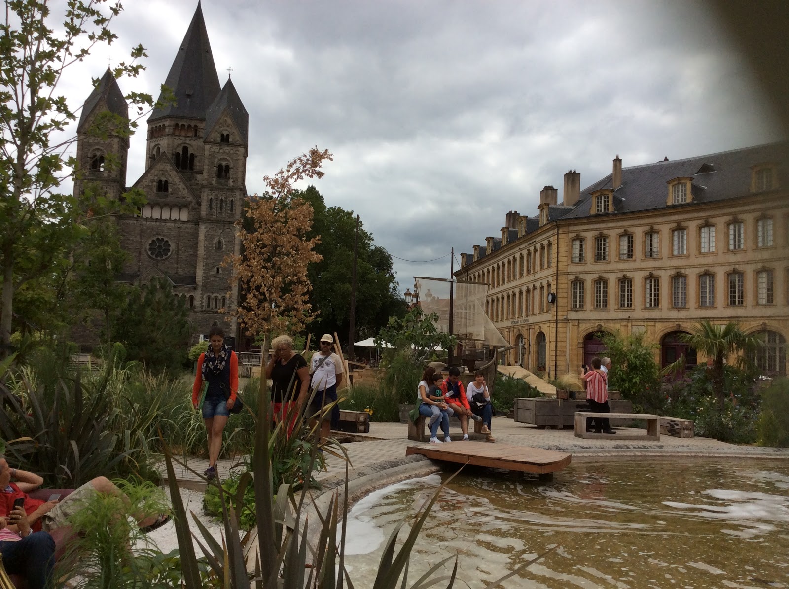 Carnets de Voyages de Jacqueline D.: Jardin éphémère à Metz