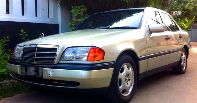 Mercedes-Benz C-Class W202