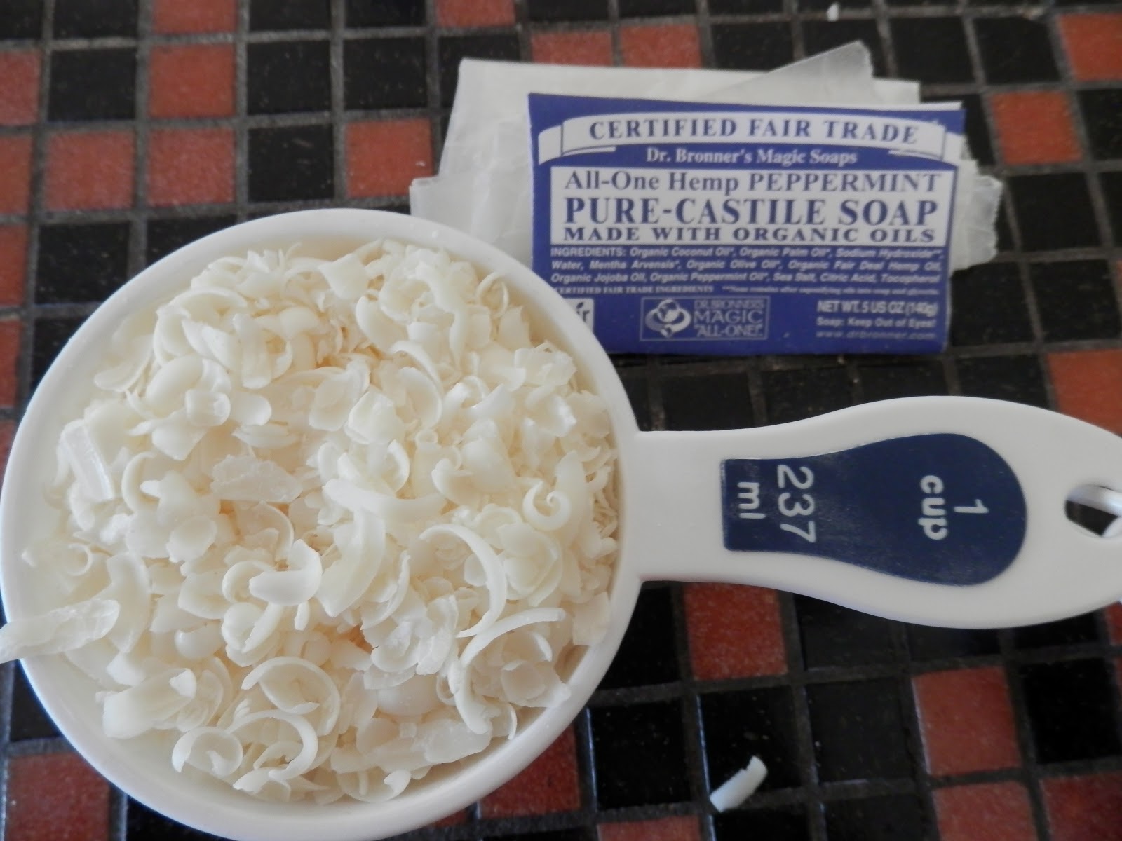 The Bare Mother Earth: Homemade Dish Soap