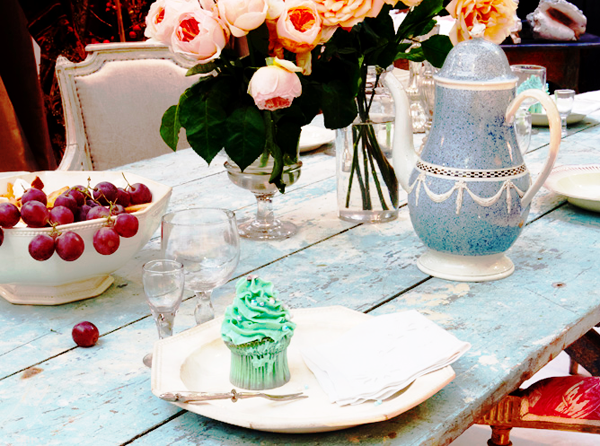 Country Style Chic: Garden Tea Party
