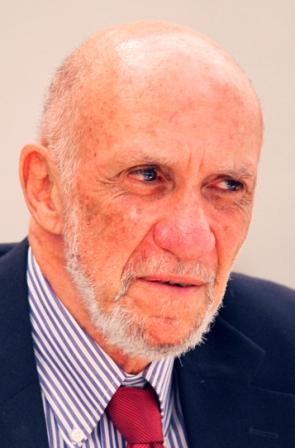 UN Watch en francais: Depuis l'ONU, Richard Falk accuse "la communauté ...