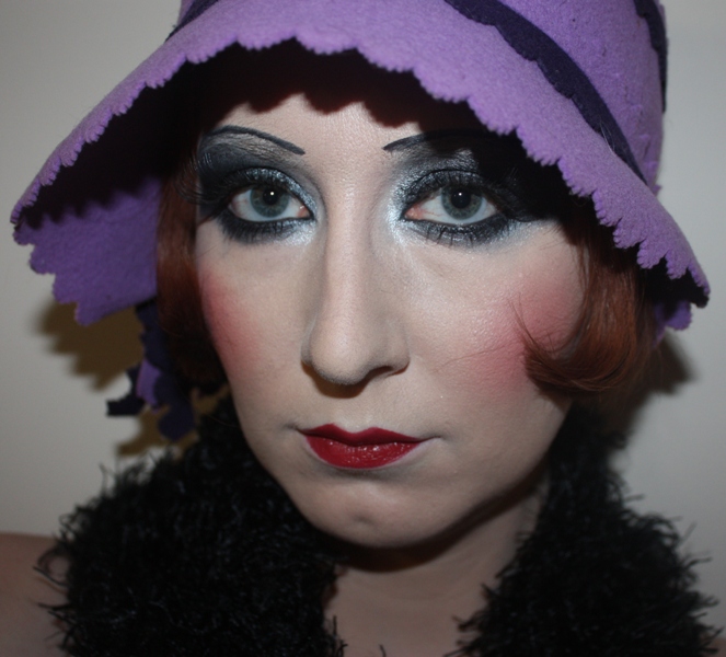 AllBeautyBrands: 1920s Flapper Makeup for Halloween
