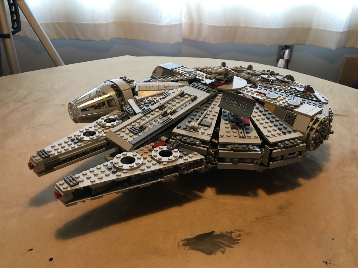 nerdy views: LEGO Millennium Falcon Build