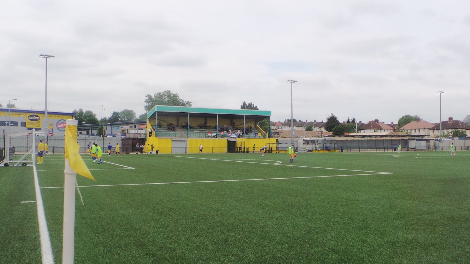 The Wycombe Wanderer: Haringey Borough FC - Coles Park