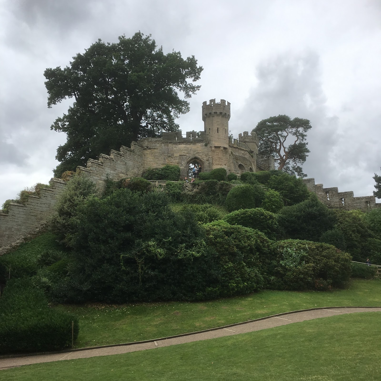 Top Tips for Visiting Warwick Castle (AD/Review)