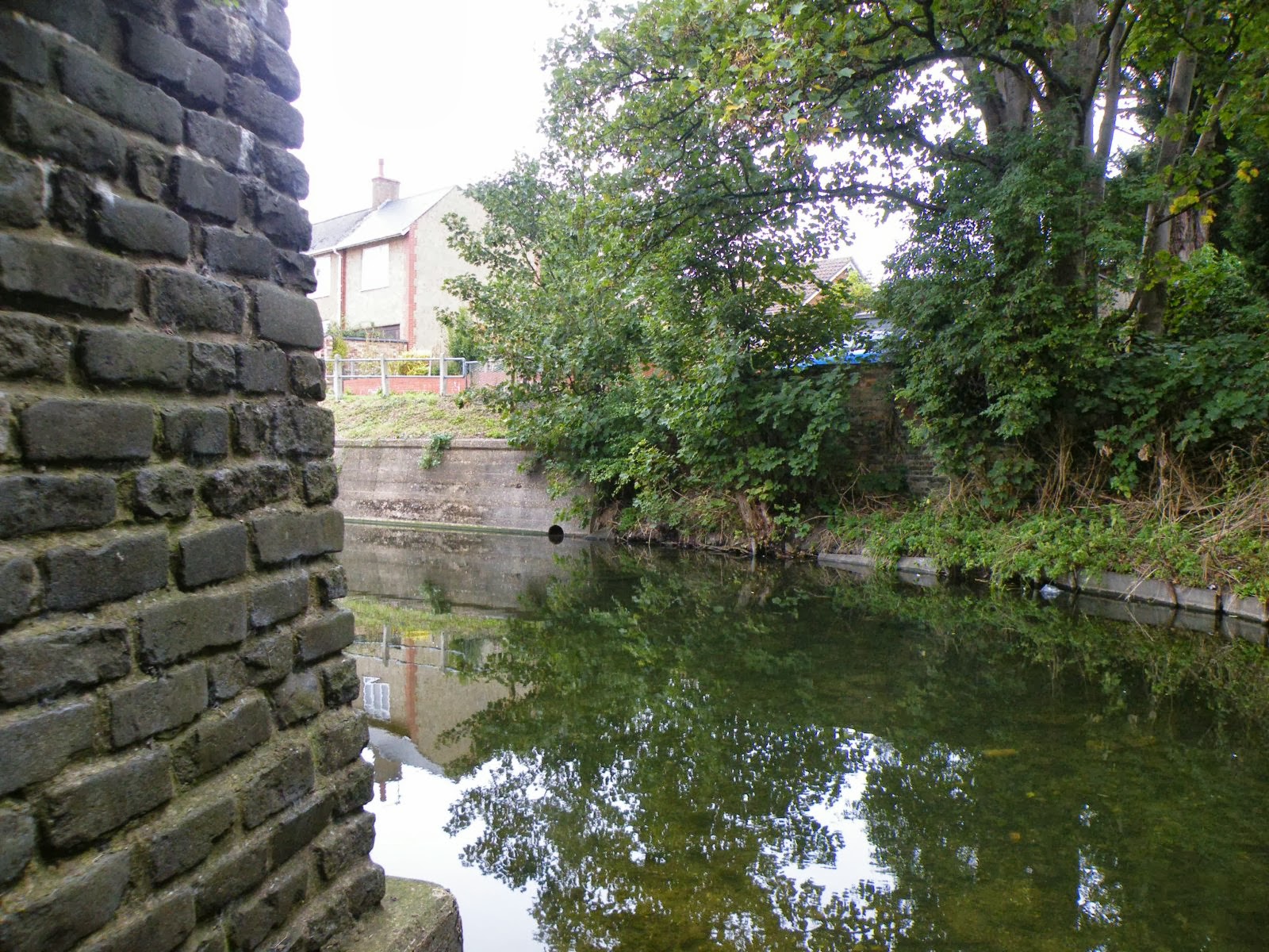 Travelling the Canals of England: Heading back up the Nene
