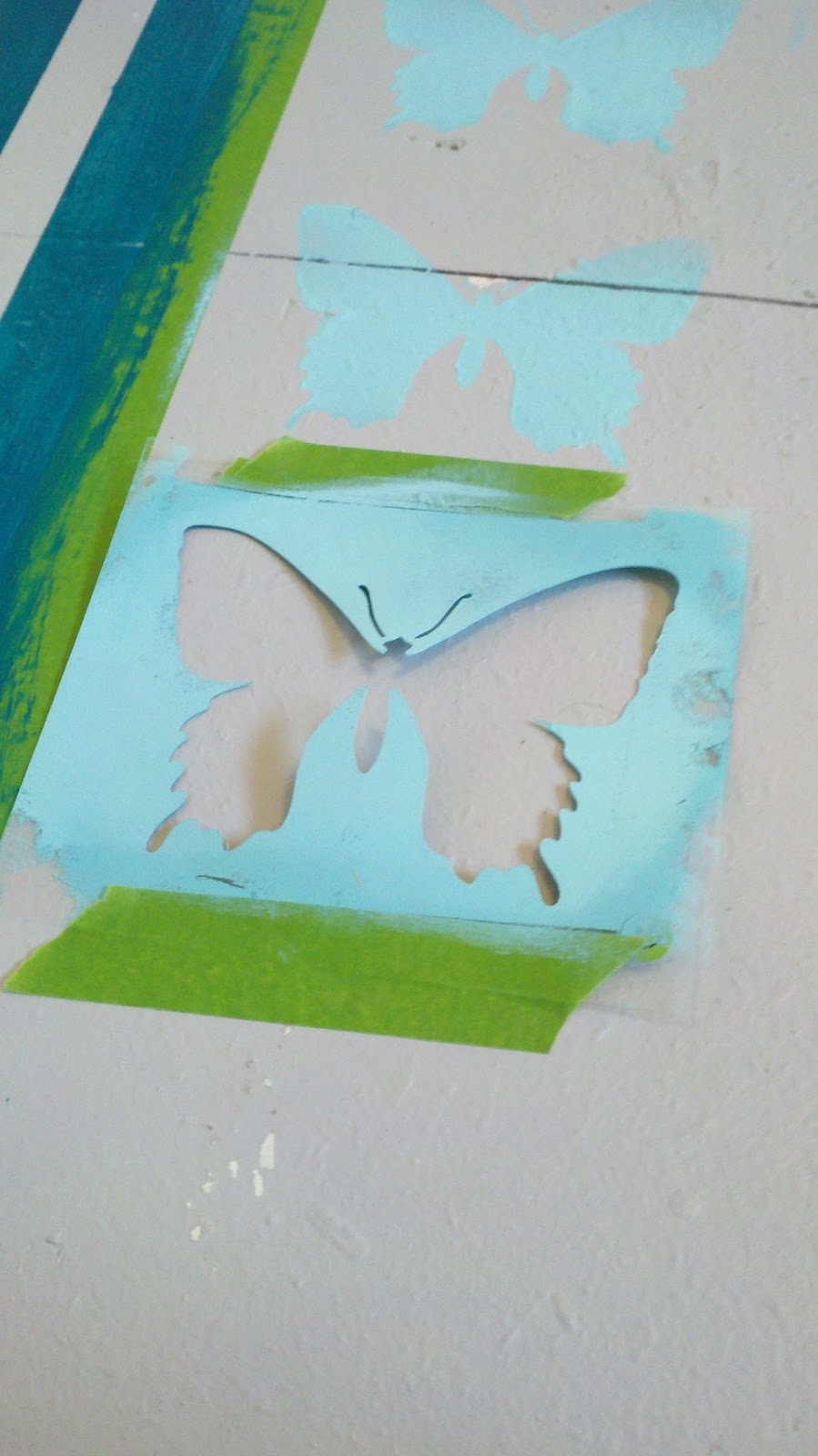 Girl in Air BLOG: Cutting Edge Stencil Review & Giveaway!!