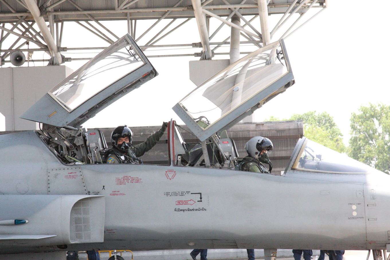 AAG_th บันทึกประจำวัน: กองทัพอากาศไทยจะทำการปรับปรุงเครื่องบินขับไล่ F ...