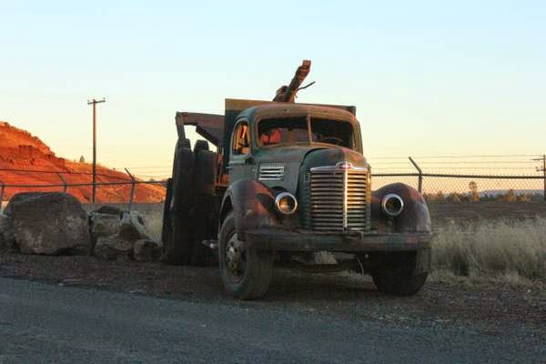 1948 International KB-8 Classic Truck Project | Restoration Project Cars