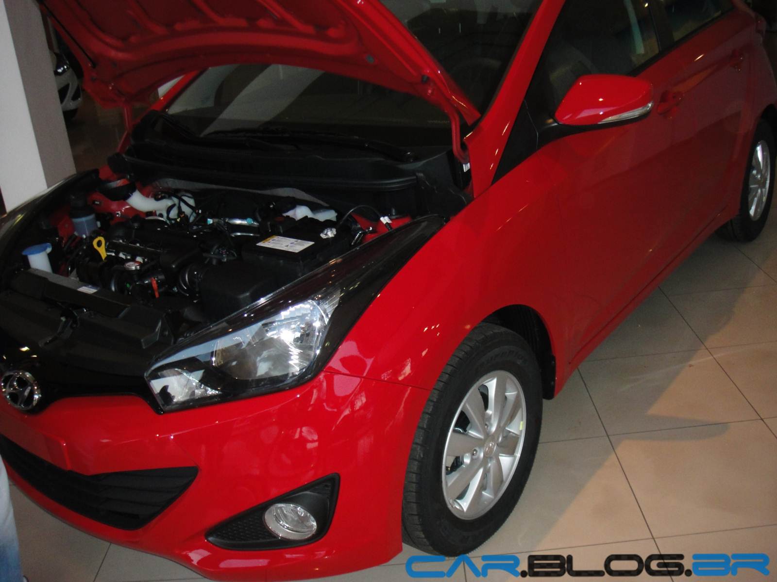 Hyundai HB 20 Comfort Style 1.6 AT - Vermelho Tropic - fotos, preço ...