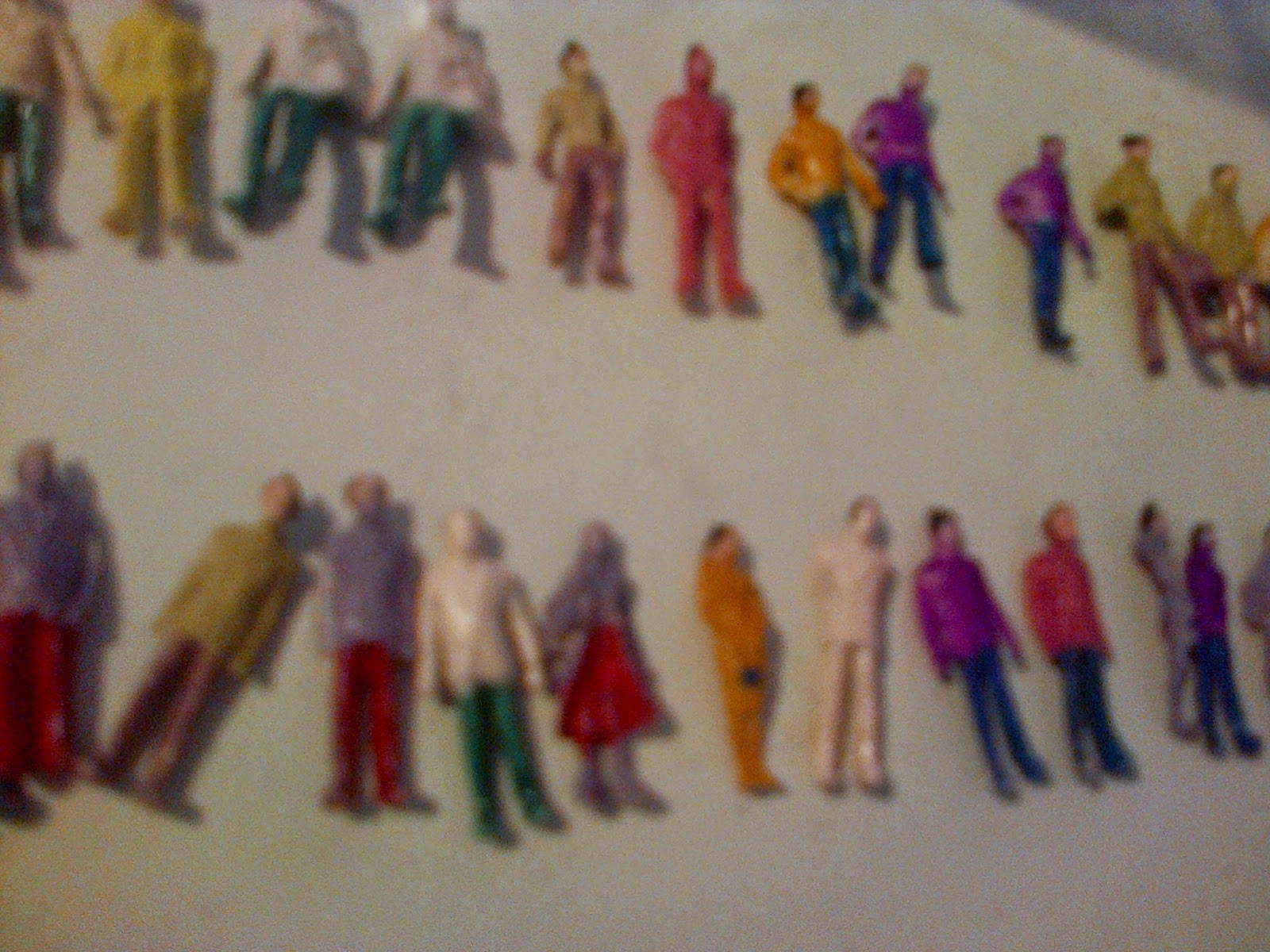 French Model Railway: HO scale plastic figures