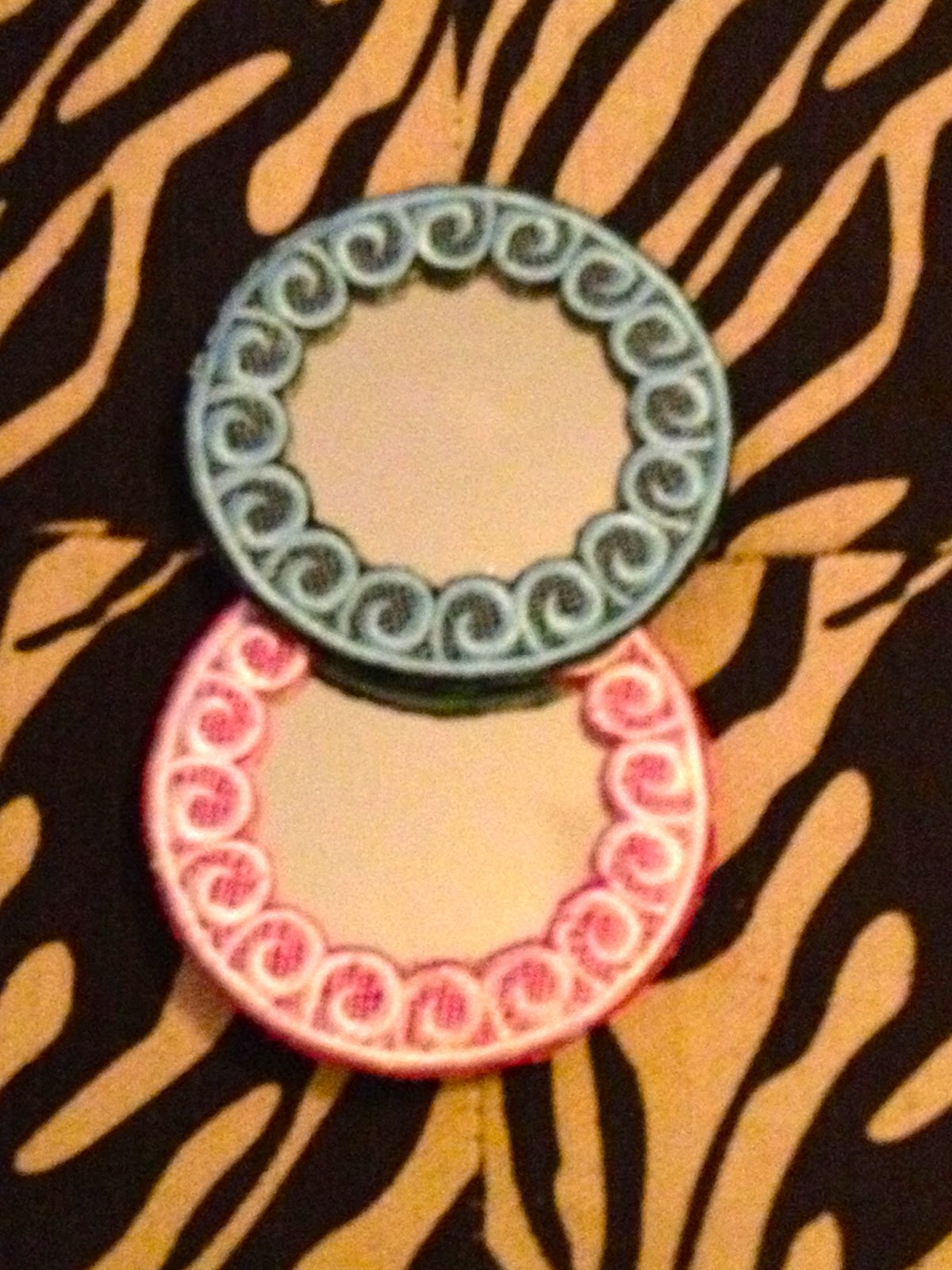 Reel Steel: Vintage Inspired Compact Hand Mirrors