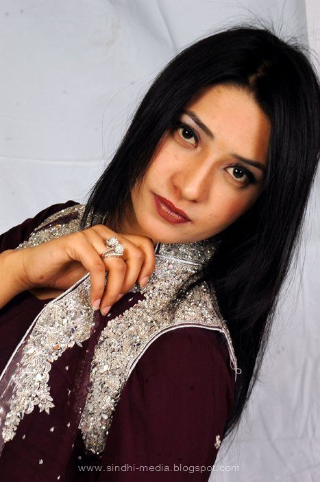 Sindhi World : Mahnoor Khan