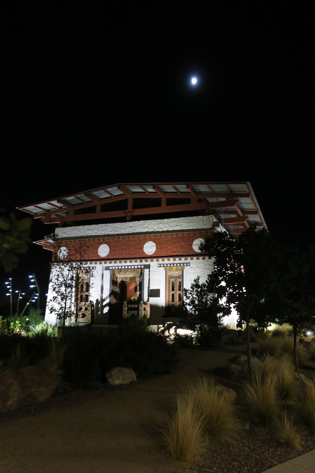 Living Rootless: El Paso: UTEP: Evening on the Campus