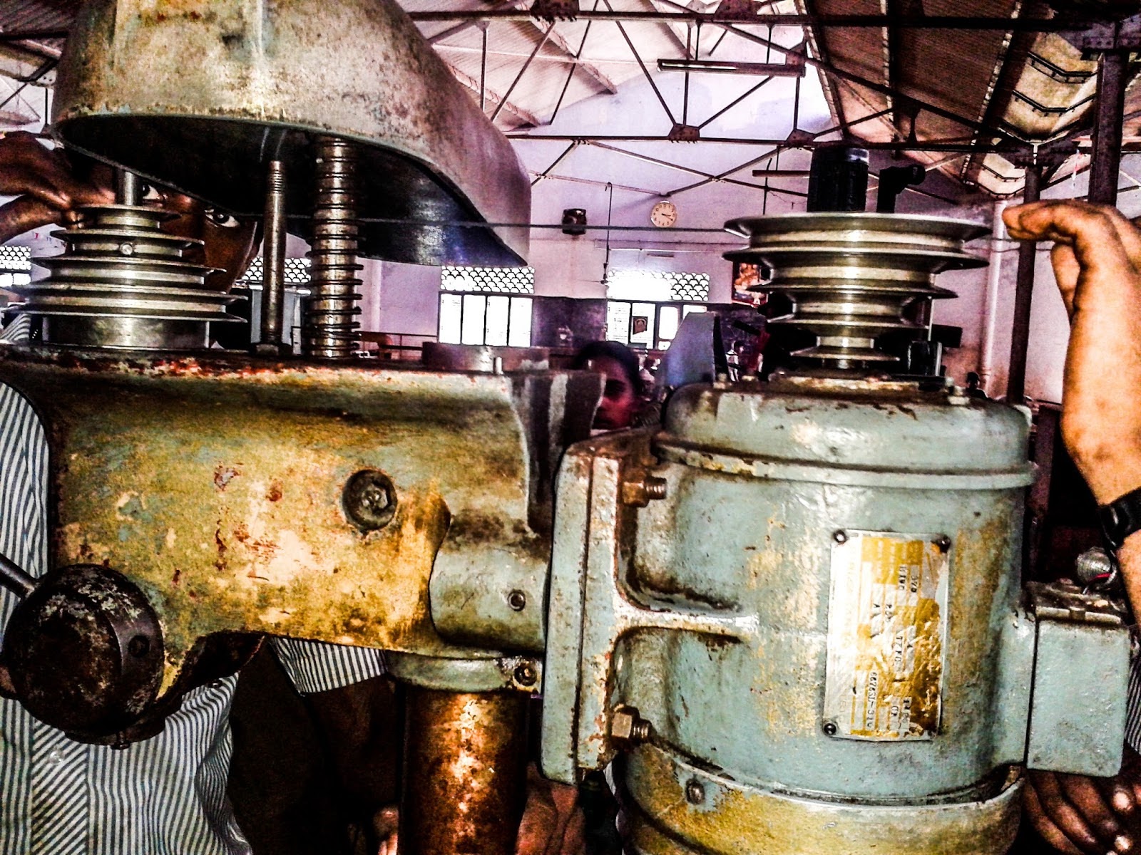 FITTER TRADE : DRILLING MACHINE DISMANTLING AND ASSEMBLING - PRACTICAL