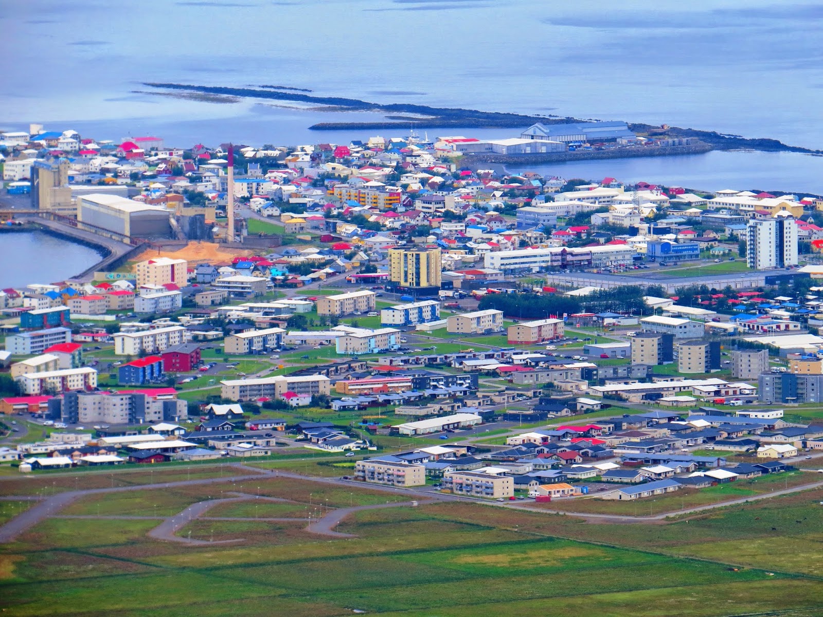 Lazarow World-Hike-About: 18.12 Akranes: Akrafjall, a steep and ...