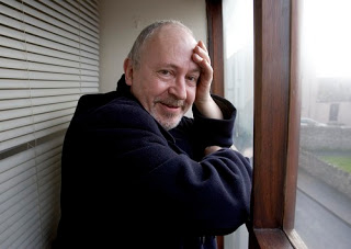 Blood Month - Crime Novel Supreme (article) by Frances Lynn on AuthorsDen