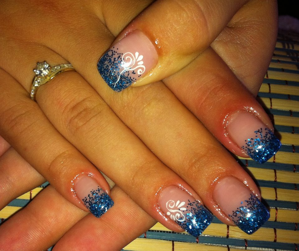 Unghii cu gel,tipsuri,manichiura si pedichiura cu model ,pictura pe ...