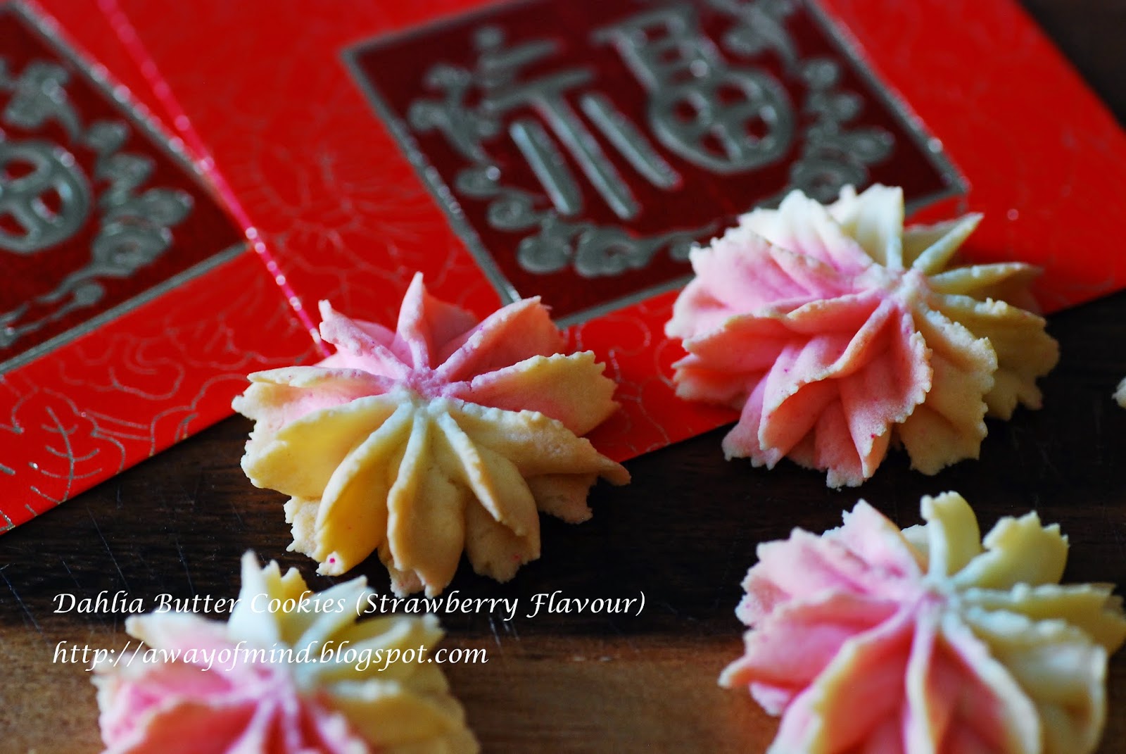 Awayofmind Bakery House: Dahlia Butter Cookies with Strawberry Flavour ...