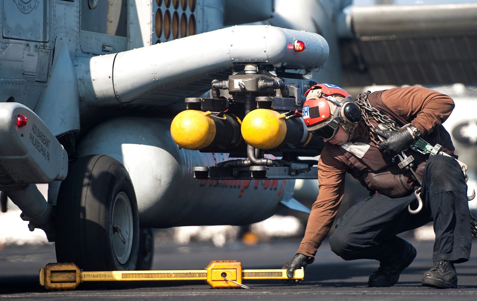 Top 10 Anti Tank Missiles in The World: AGM-114 Hellfire Missile