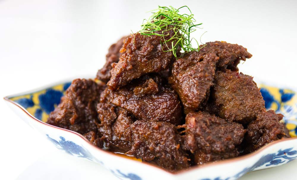 rendang tuna recipes from indonesia - very tasty Indonesian dishes
