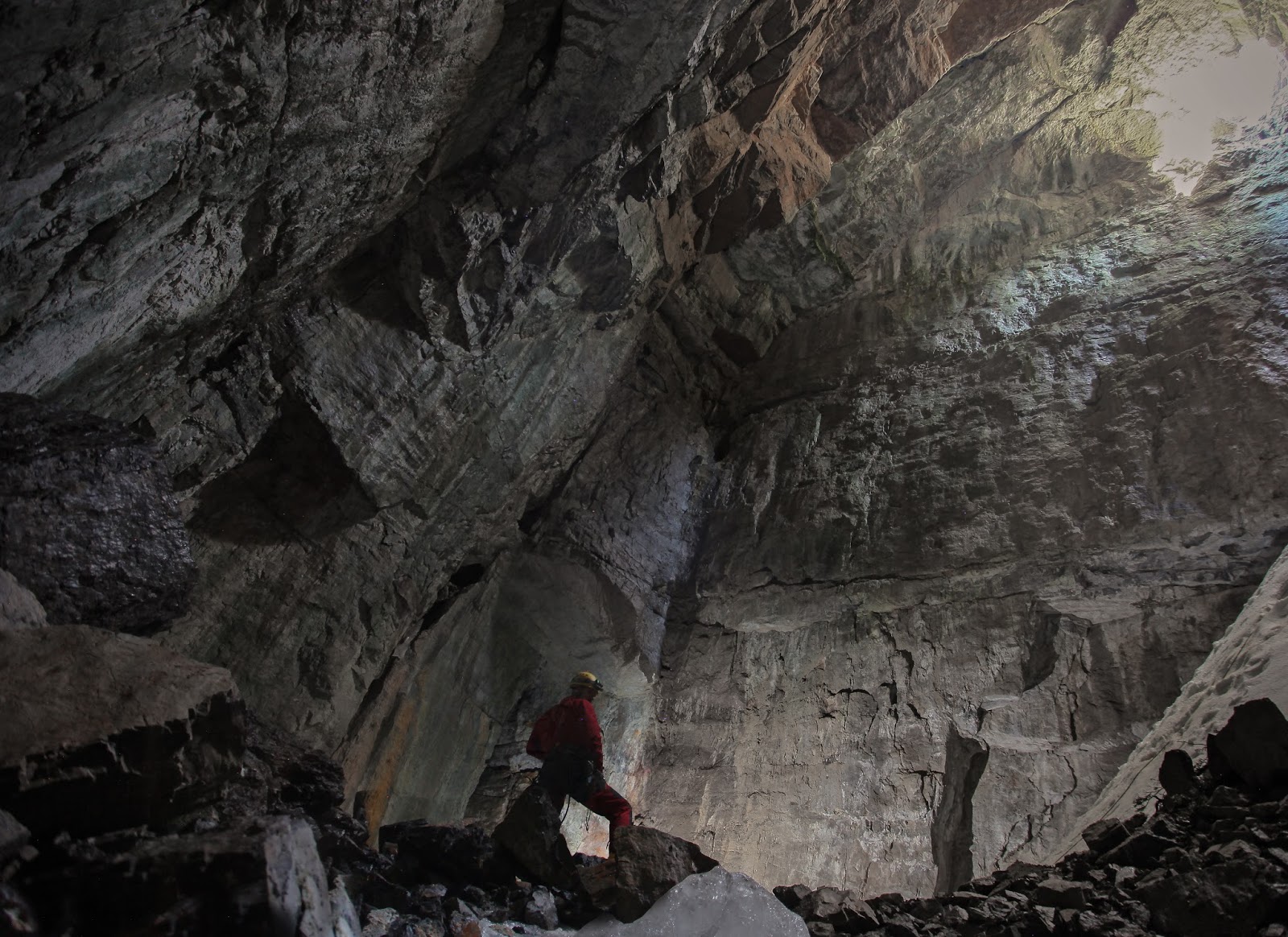 HEAVEN'S GATE CAVE, UTAH - ADAM HAYDOCK