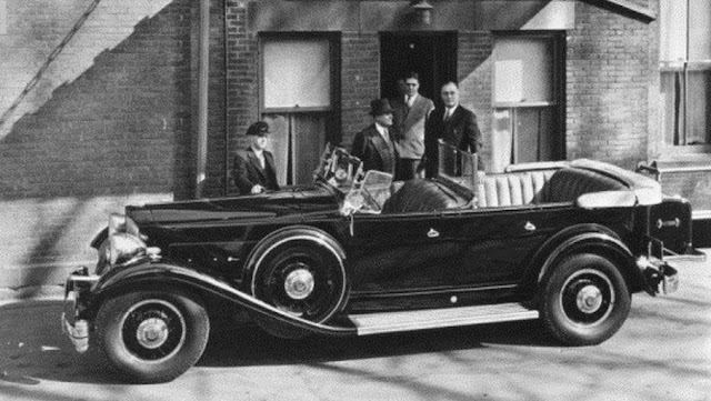 Just A Car Guy: the state of New York decided to put the '32 Packard ...