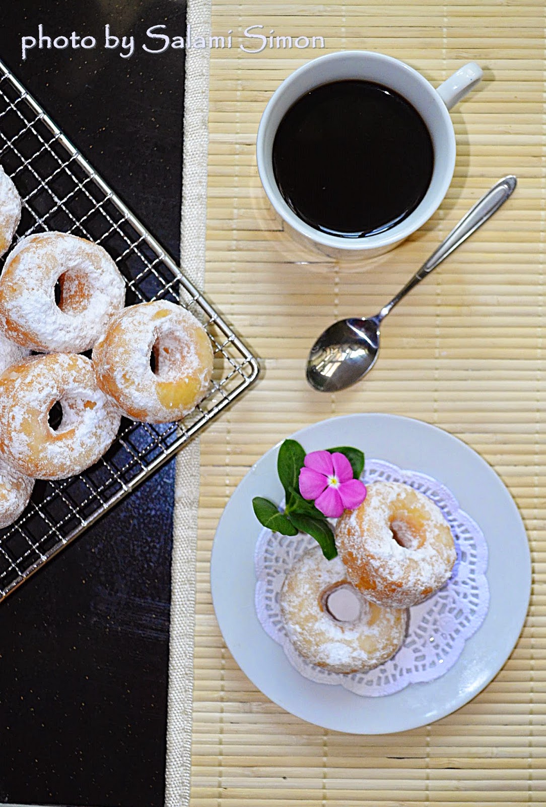 Donut & Kopi Hitam! - Amie's Little Kitchen