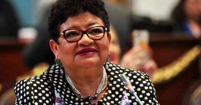 El Blog de Fred L. Alvarez: ¿Quién es Ernestina Godoy?