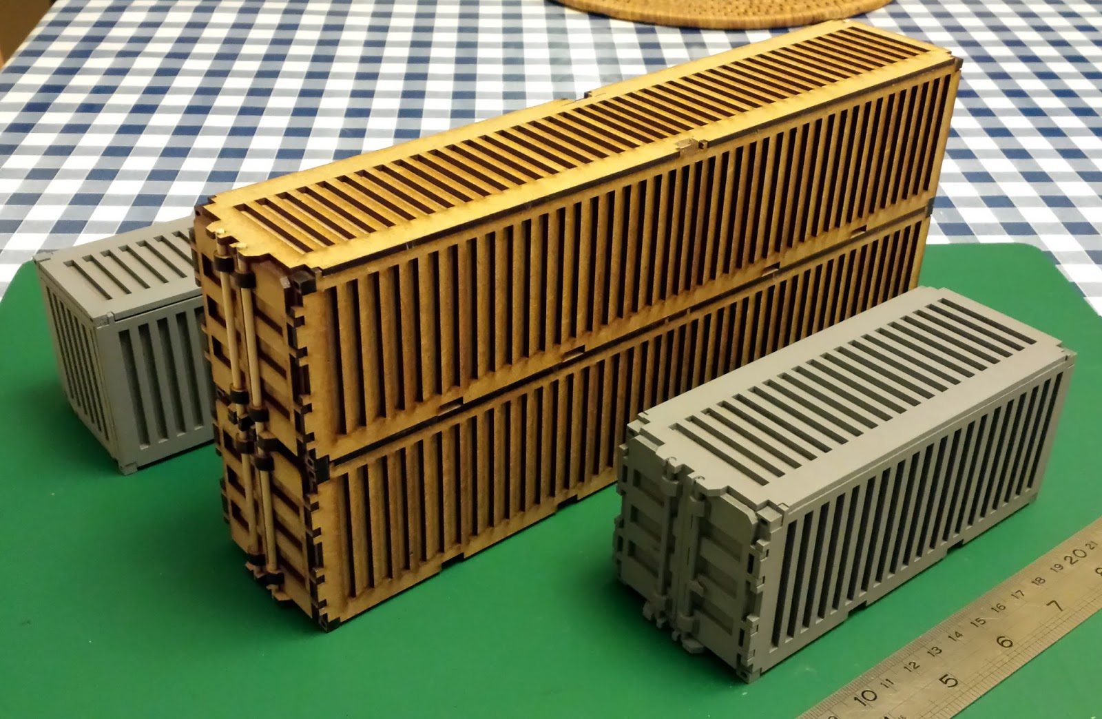 Iron Mammoth's Studio: New 28mm Laser Cut Long Shipping Containers