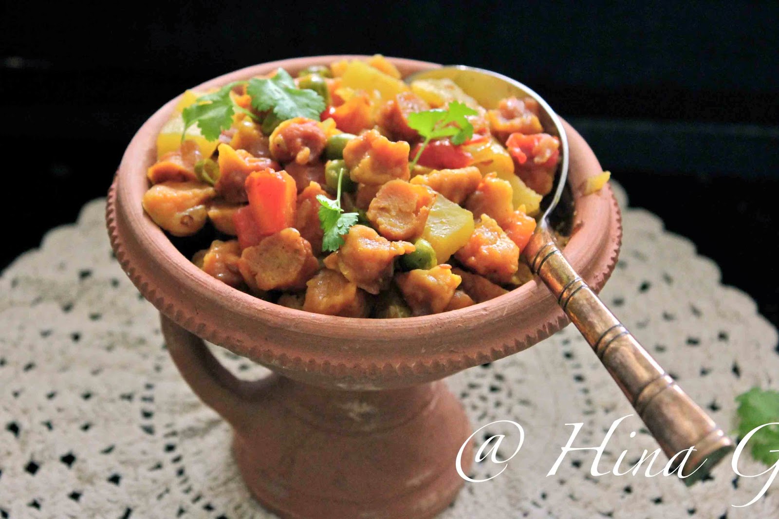 Masala Mung Wadi/Mungodi Curry Recipe - Fun FOOD and Frolic