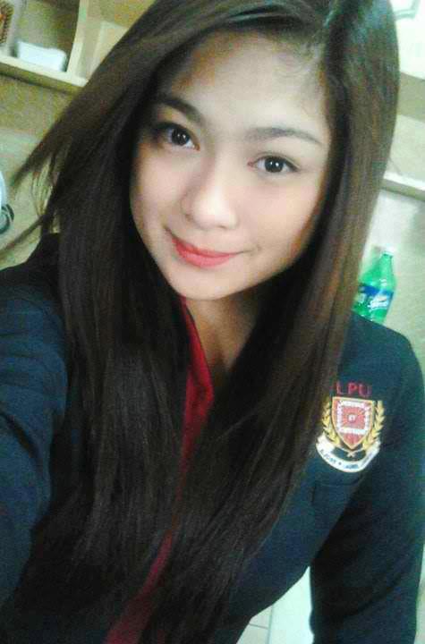 Filipinas Beauty: Pretty Filipina Campus Coed