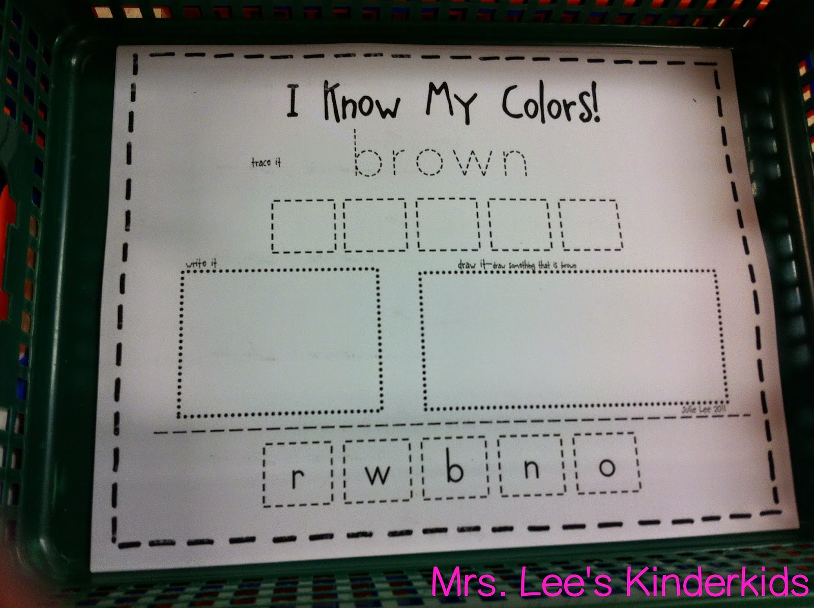 Mrs. Lee's Kindergarten: My First Official Post of the New School Year!