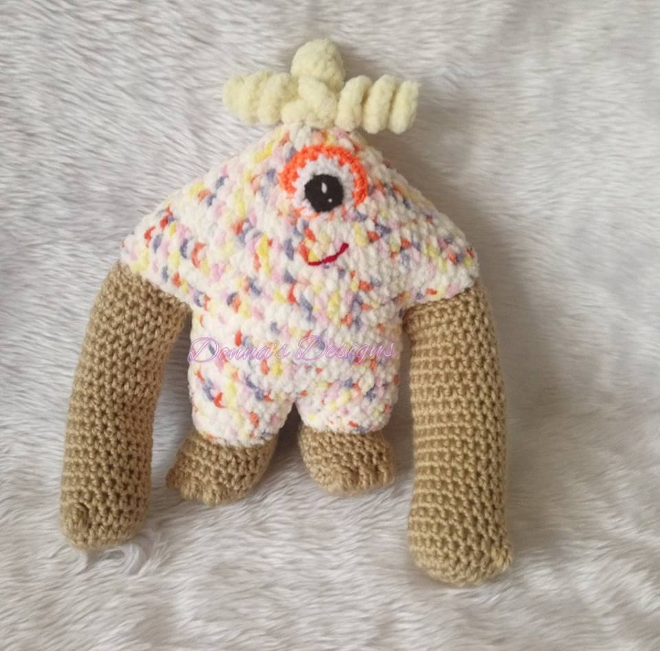 Hug monsters, pattern available