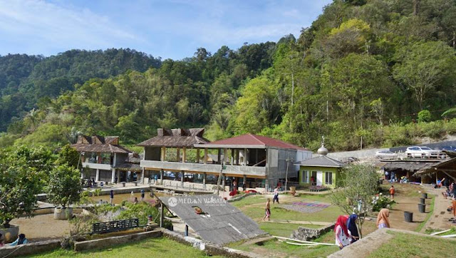 Pemandian Air Panas Pariban Sidebuk-debuk Berastagi - Medan Wisata ...
