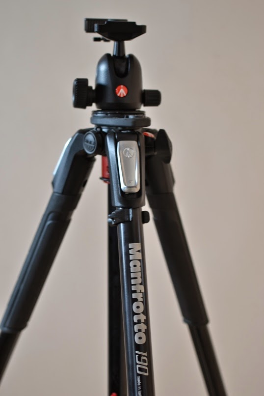 Dr.Mousam's Photography: Review of MANFROTTO 190XPRO3 tripod with ...