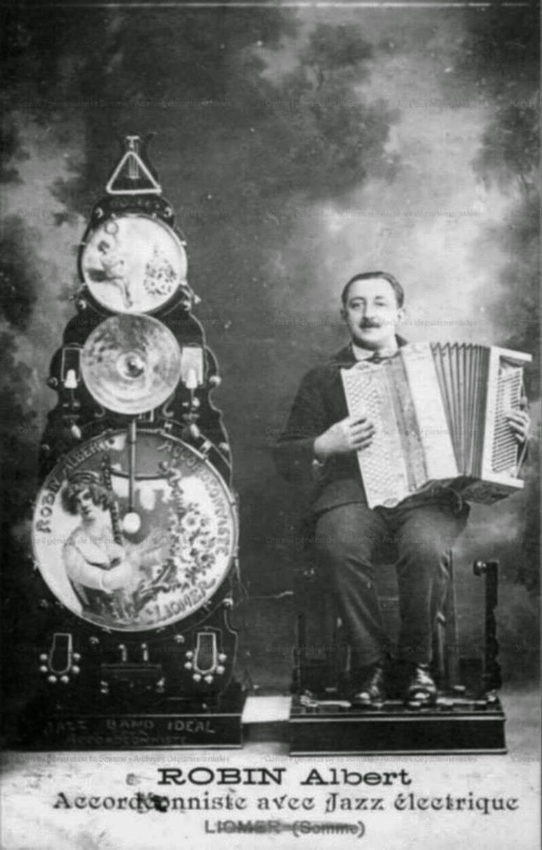 36 Amazing Vintage Photos Of One Man Bands From The Past ~ Vintage Everyday