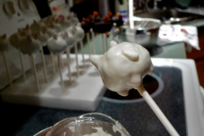 Year of the Labbit: DIY: Labbit Cake Pops