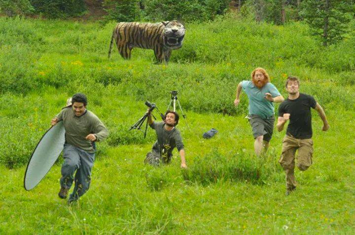 11 Foto Ngakak Meme Patung Macan Di Koramil Cisewu Yang Jadi Bahan Meme ...