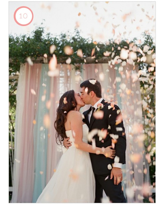 Platinum Touch Events: 6 Ways to Use Ribbon in Your Wedding Decor