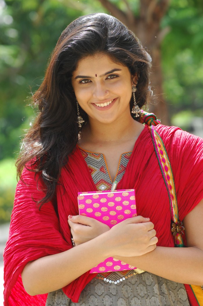 Deeksha Seth Cute Churidar Dress Stills ~ Cinindya