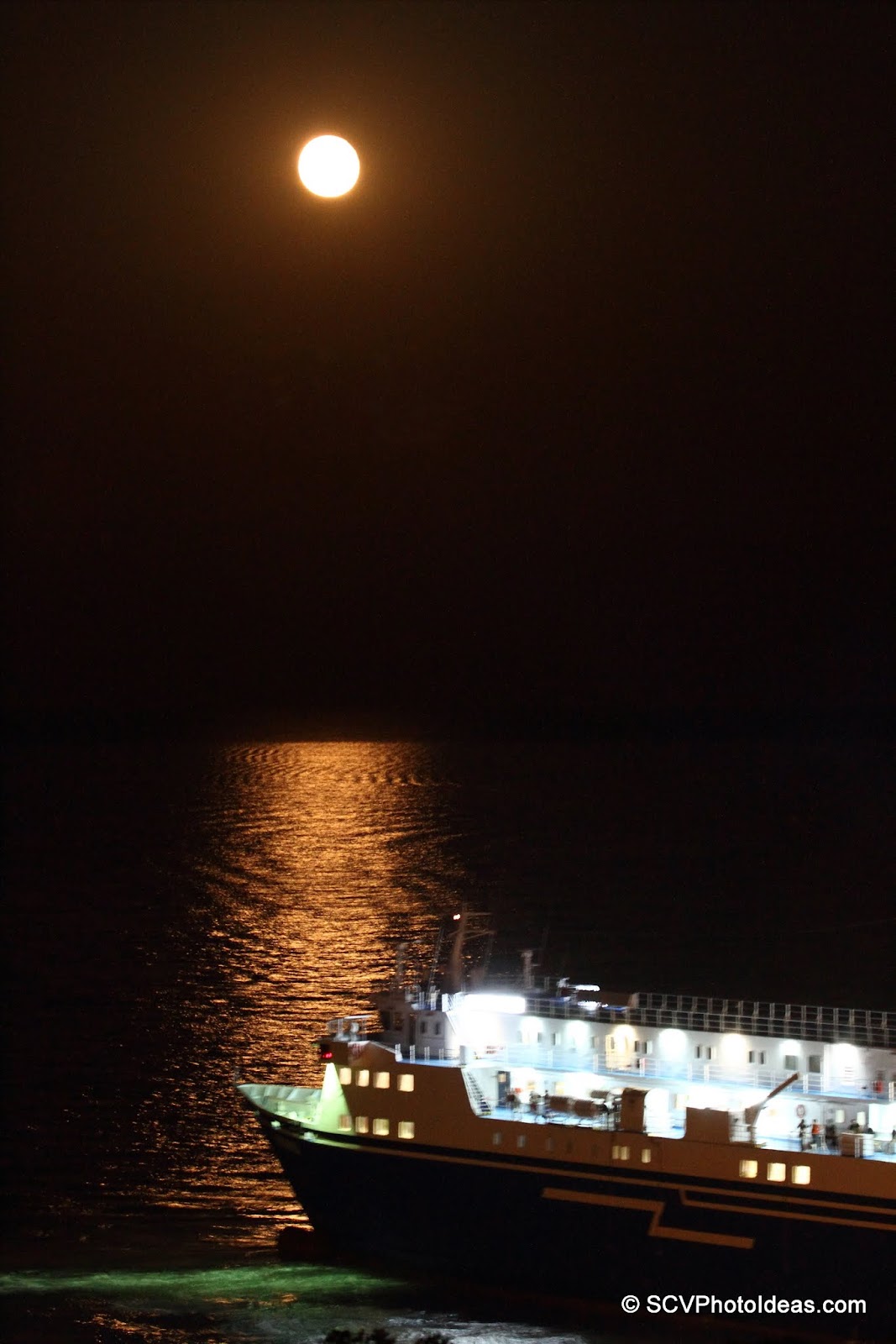 S.C.V. Photography Ideas: A Voyage to the Full Moon...