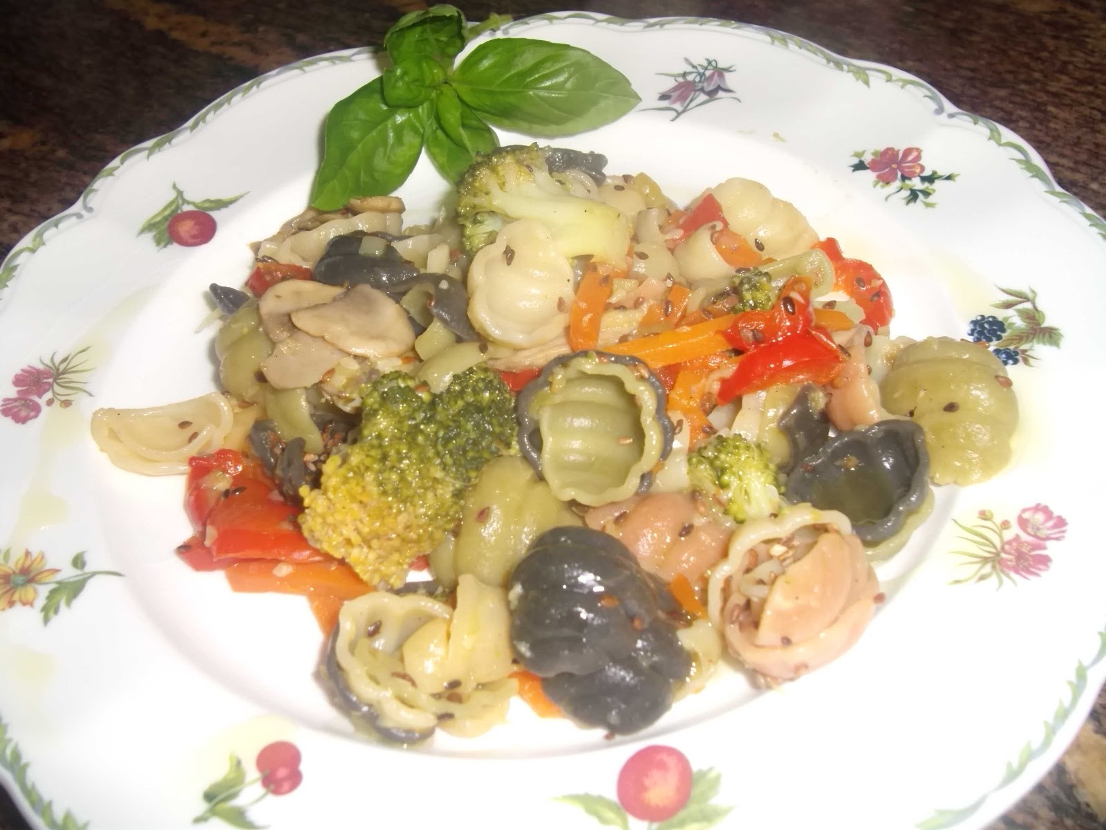 La Cocina de la Masia: PASTA CON WOK DE VERDURAS